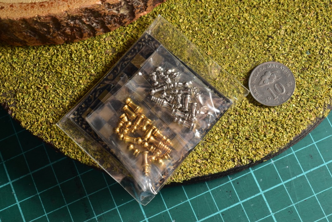 Miniature Chess set for diorama, Hobbies & Toys, Stationery & Craft ...