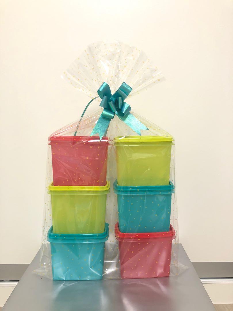 Tupperware Spice Set Gift Hamper, Home Appliances, Kitchenware on Carousell