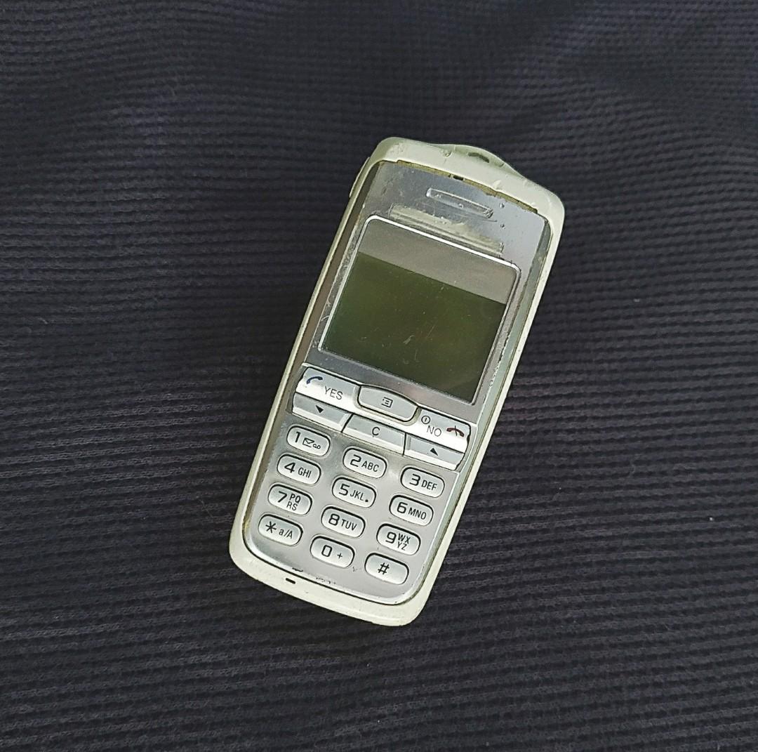 Vintage ERICSSON T600 mobile phone, Hobbies & Toys, Collectibles ...