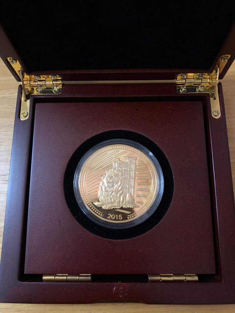 HSBC 24K Gold Plated Medallion 40mm 匯豐銀行 150周年 紀念金幣, 興趣及遊戲, 收藏品及紀念品, 郵票 ...