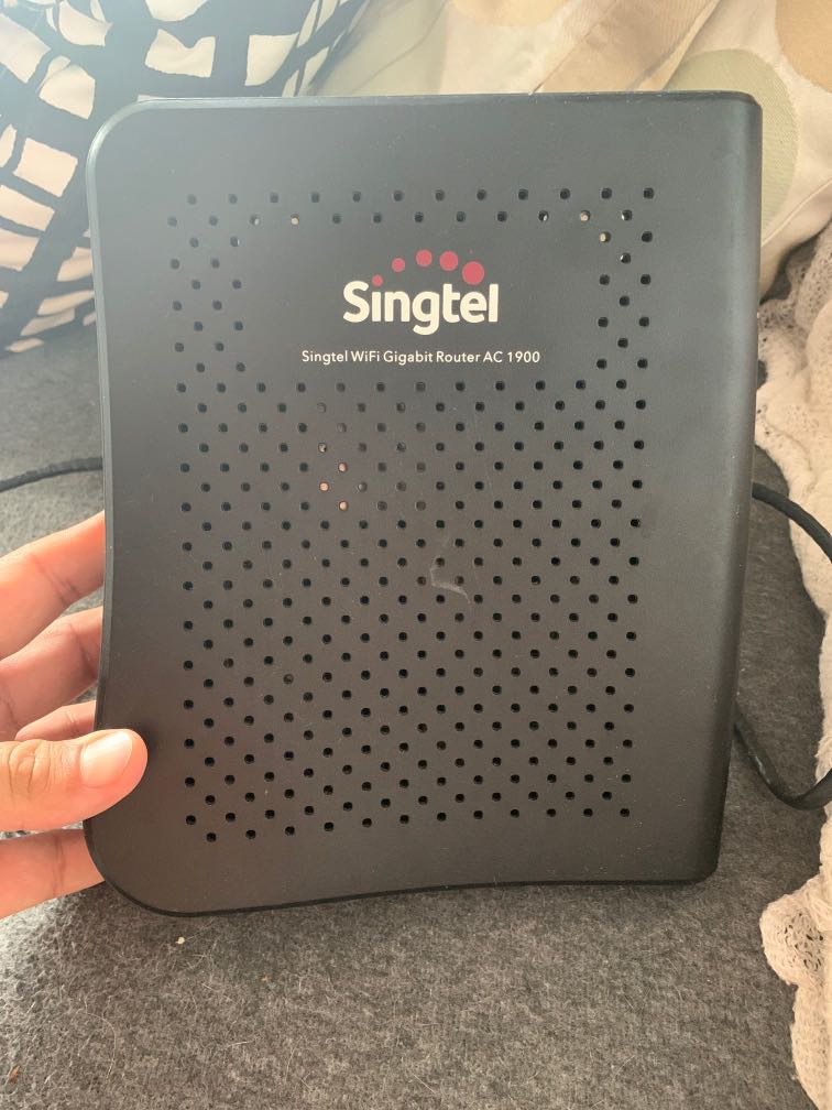 Singtel router and modem, Computers & Tech, Parts & Accessories ...