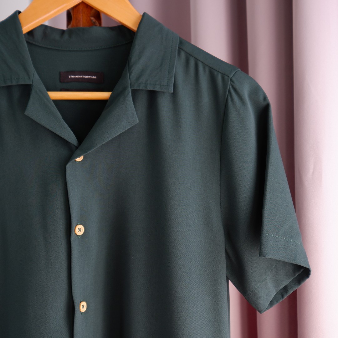 Straightforward emerald green button-down polo, Men's Fashion, Tops ...