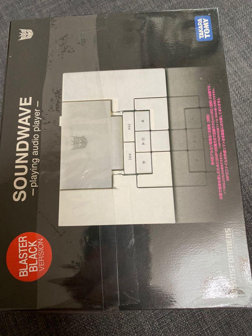 Transformers soundwave playing audio player Takara tomy black blaster ...