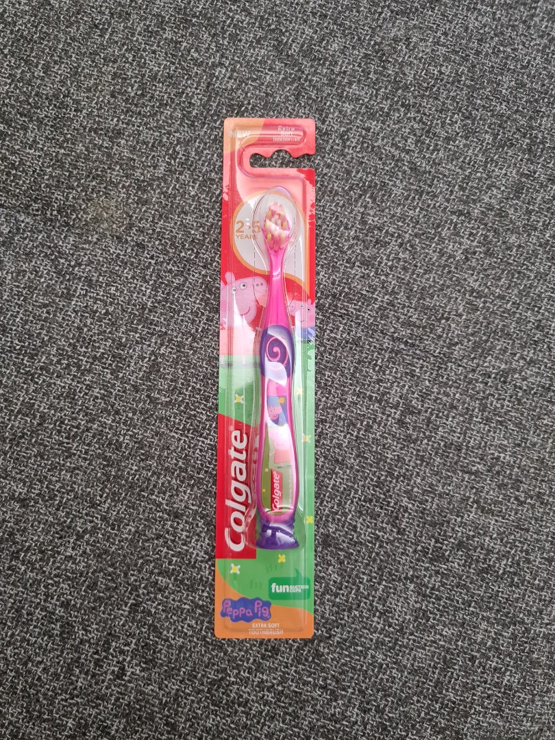 Colgate Toothbrush 2-5 years Peppa Pig, Babies & Kids, Bathing ...