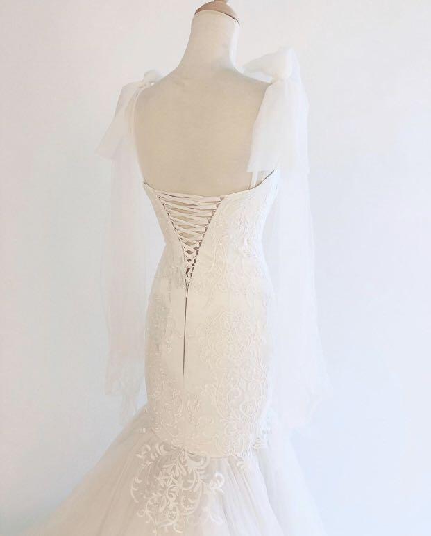 Emcee by Meichi designer bridal gown classic lace mermaid trumpet tulle ...