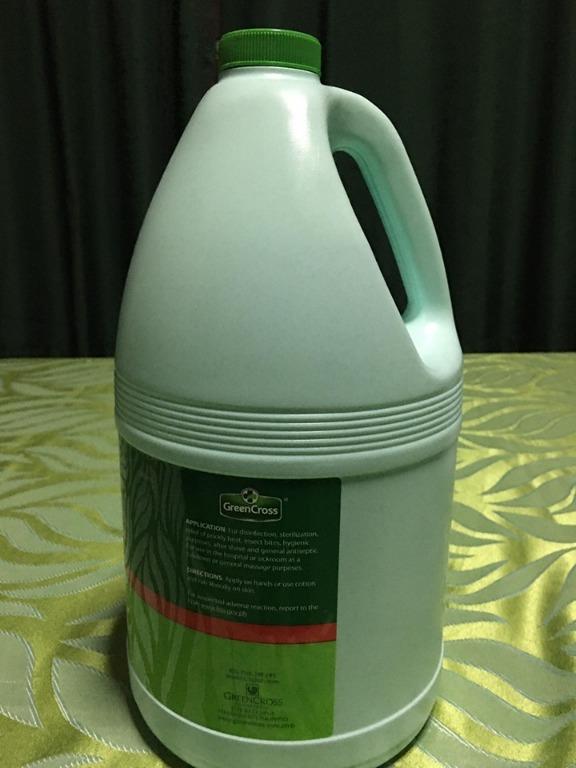 GreenCross 70% Sol. Isopropyl Alcohol (with MOISTURIZER) Antiseptic and ...