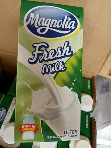 Magnolia Fresh Milk, Food & Drinks, Beverages on Carousell