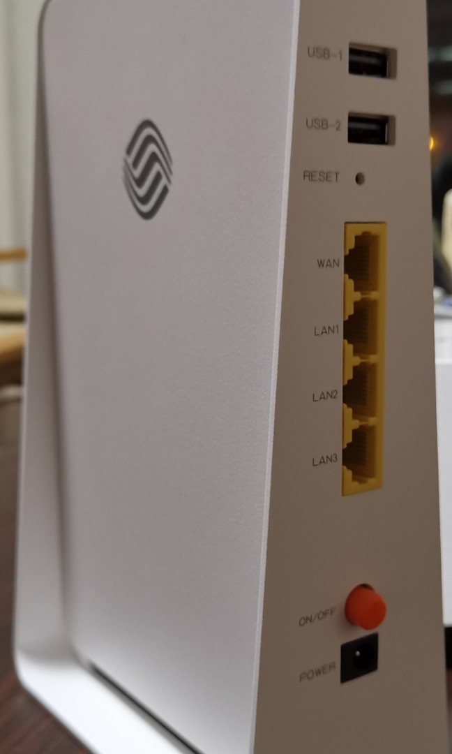 One Gateway Smart Router, 電腦＆科技, 電腦周邊及配件, Wifi及上網相關產品 - Carousell