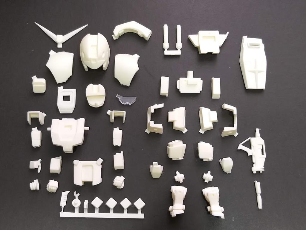 SD RX-78 Gundam [Milk Tea] 白件, 興趣及遊戲, 玩具 & 遊戲類 - Carousell