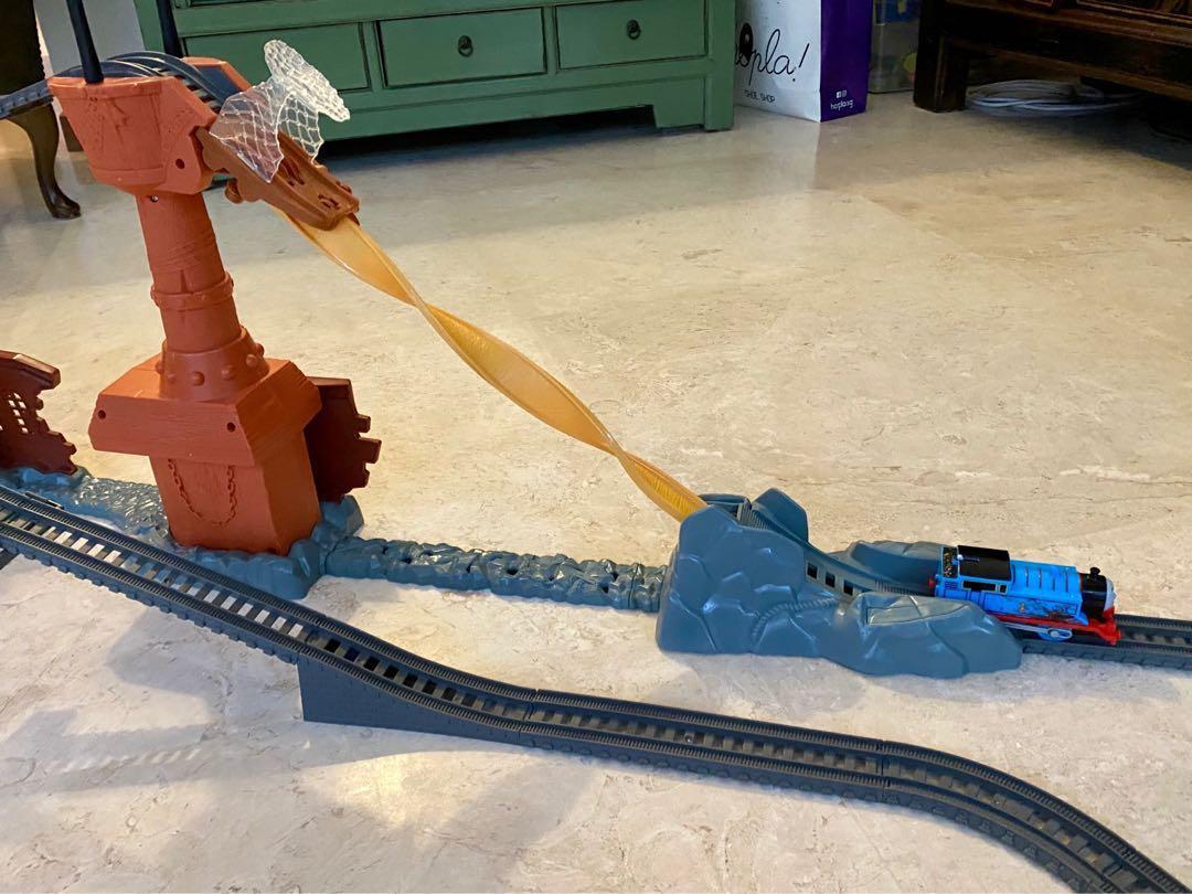 Thomas & Friends - Shipwreck Rails Set - Sodor's Legend of the Lost ...