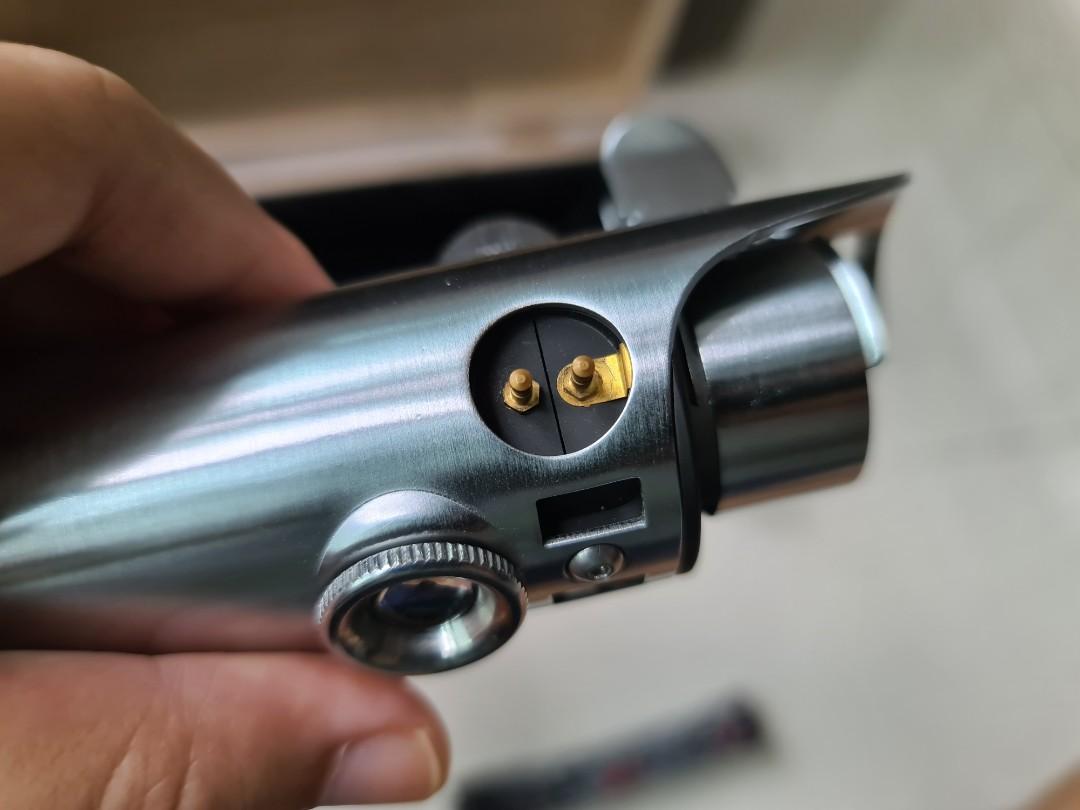Ultimate Works Graflex Neopixel Lightsaber, Video Gaming, Gaming ...