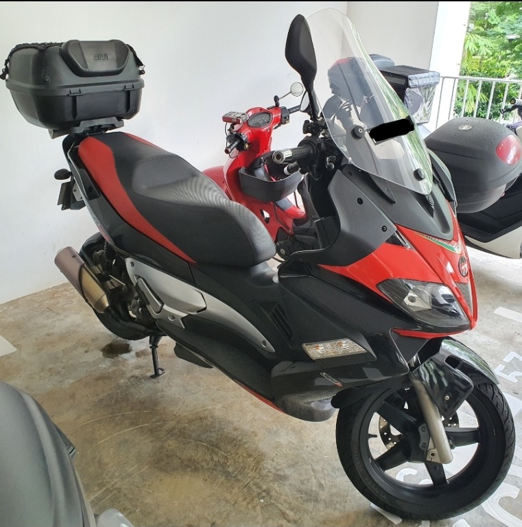 Aprilia SR MAX 300 CVT automatic, Motorcycles, Motorcycles for Sale ...