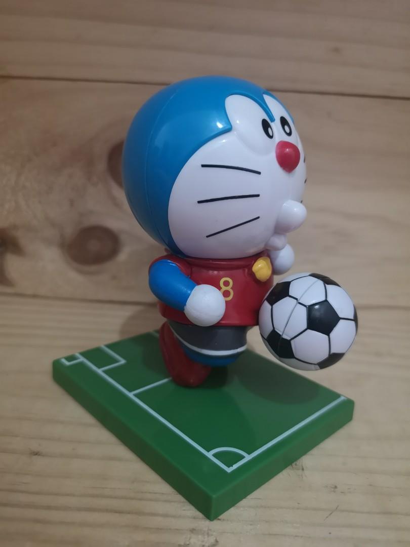 Doraemon x Family Mart Football World Stars Figure series 9cm H ...
