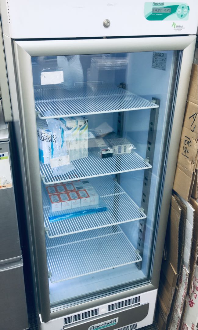 Fiocchetti Scientific Refrigerator, 家庭電器, 廚房電器, 雪櫃及冰櫃 - Carousell