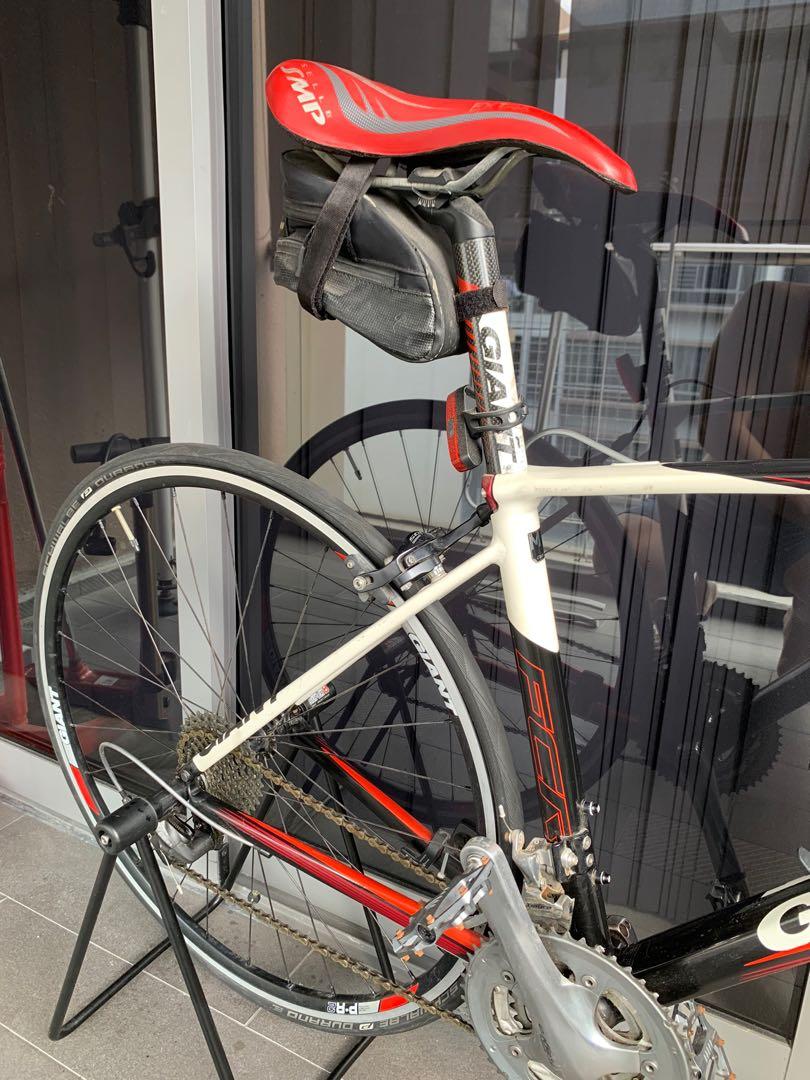 GIANT FCR Hybrid bike, Sports Equipment, Bicycles & Parts, Bicycles on ...