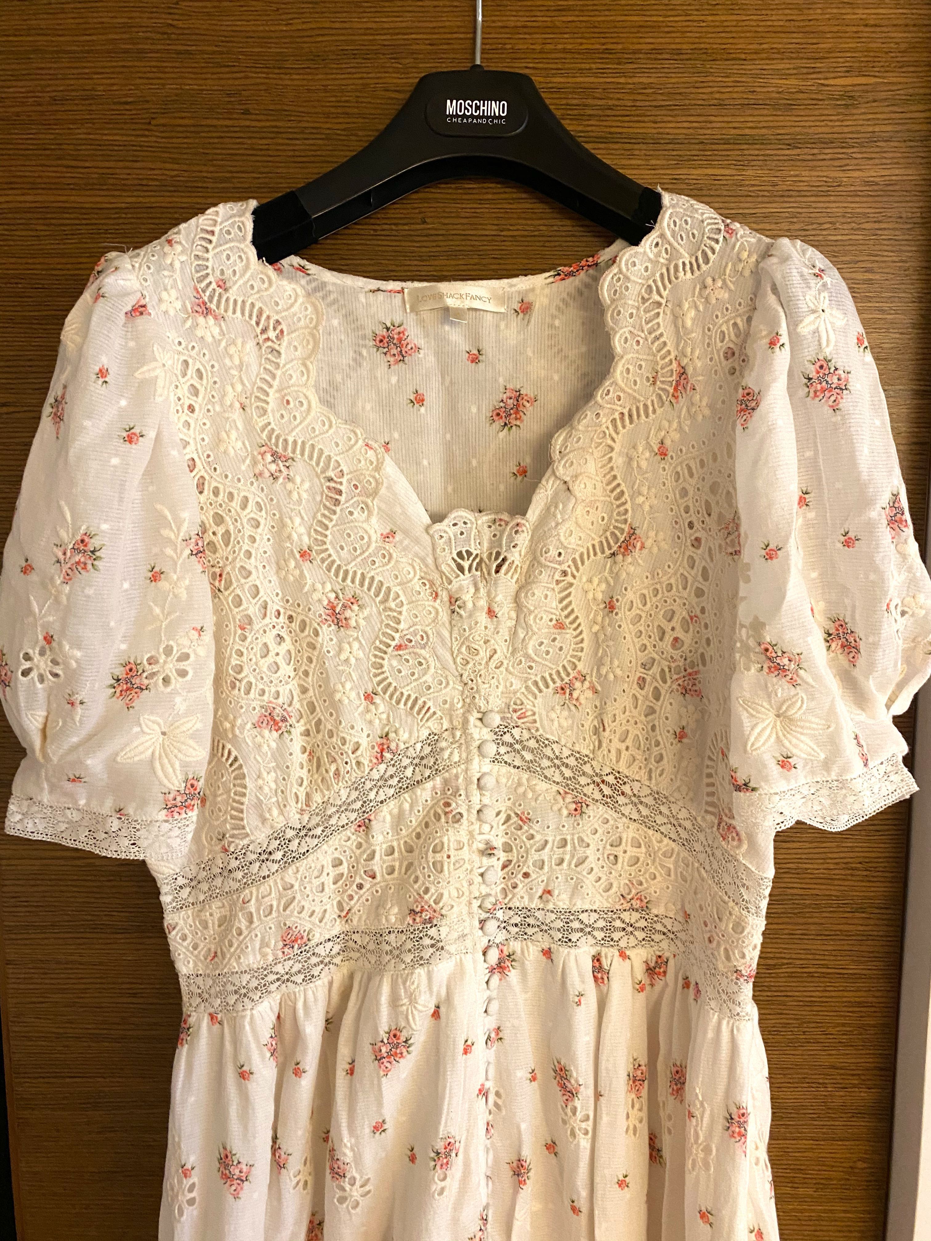 Love Shack Fancy floral dress, 名牌, 服裝 - Carousell