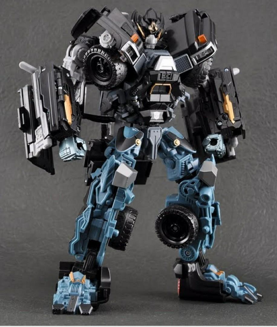 Transformers Hasbro DOTM Leader Class Ironhide Movie, Hobbies & Toys ...