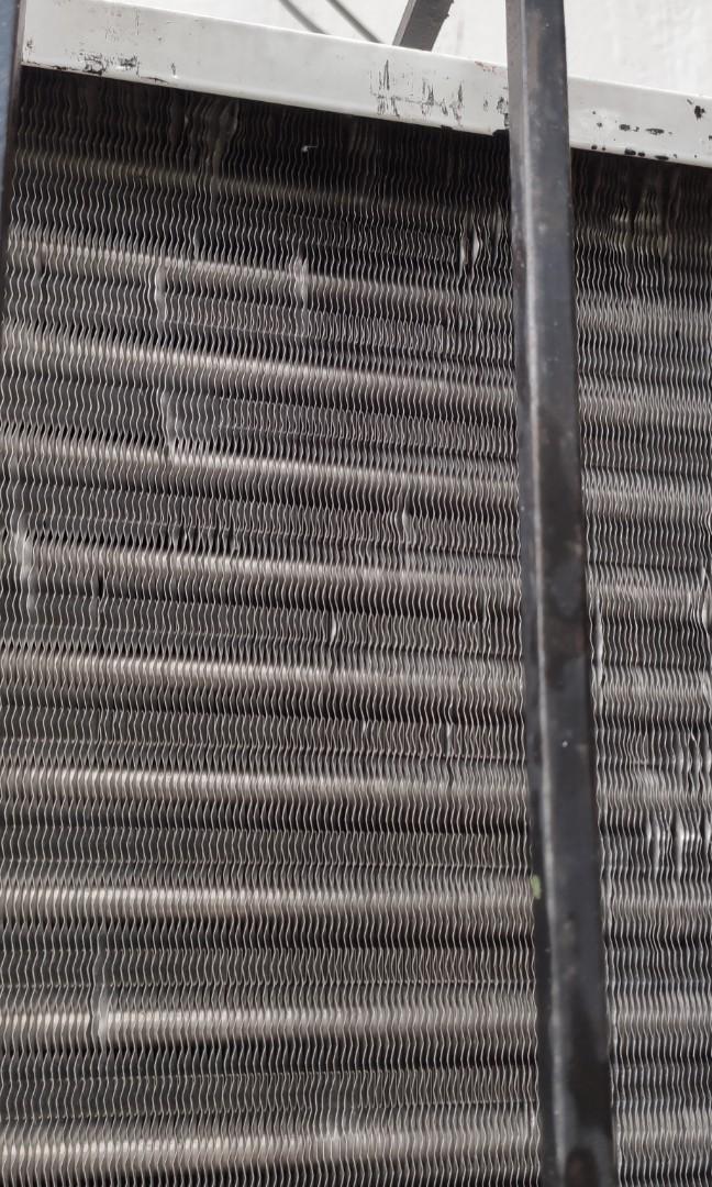 Used Carrier 1 hp window type aircon, TV & Home Appliances, Air ...