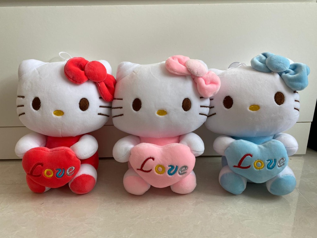 Hello Kitty Soft toy (trio), Hobbies & Toys, Toys & Games on Carousell