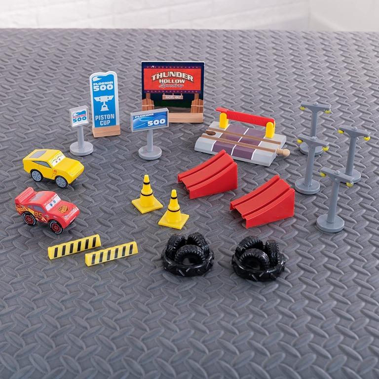 KIDKRAFT Disney Pixar Cars 3 Build Your Own 55 Piece Wooden Racetrack ...