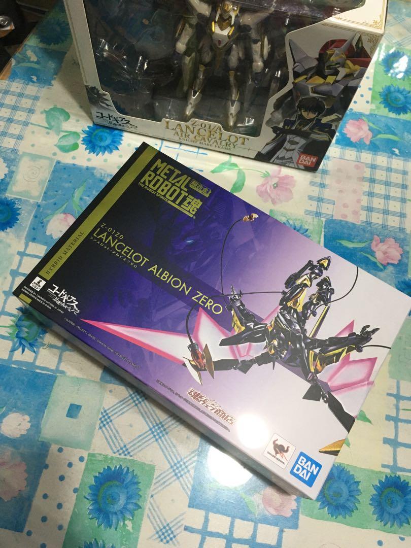 Metal Robot Code Geass Lancelot Zero MiB, Hobbies & Toys, Toys & Games ...