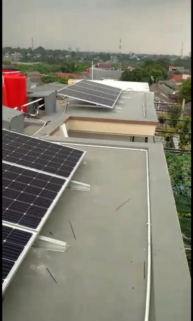 Rumah Cluster dengan panel Surya dan konsep smarthome dekat tol ...