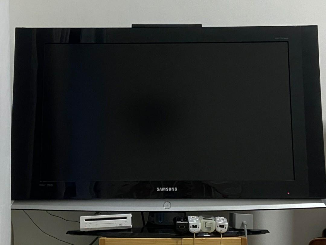 Used 37 inch Samsung TV, TV & Home Appliances, TV & Entertainment, TV ...