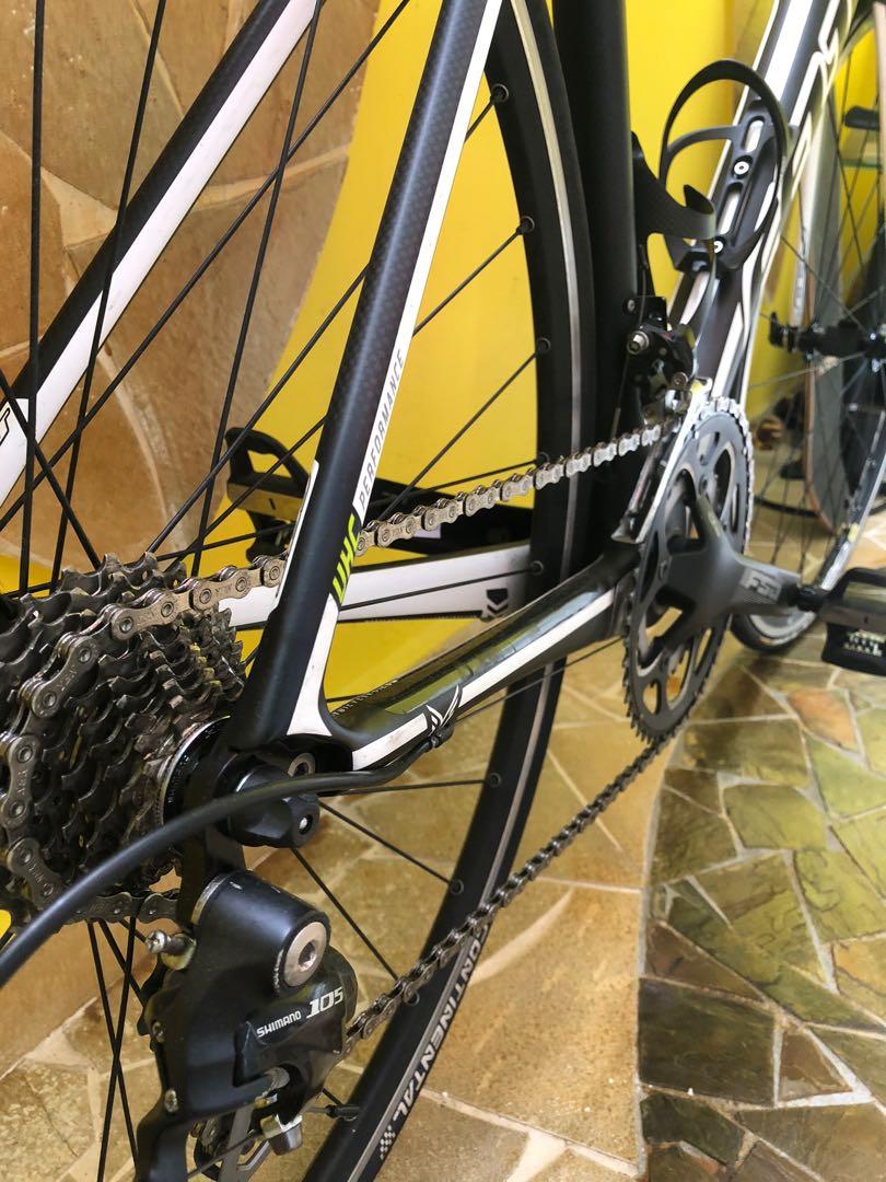 Felt F5 full carbon roadbike, Sports Equipment, Bicycles & Parts, Bicycles on Carousell