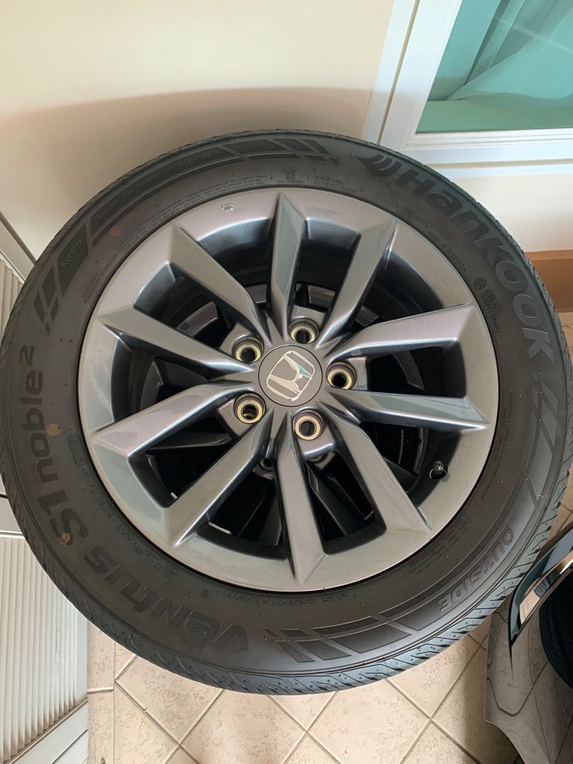 Honda Civic FL 16 inch rims and tyres, Car Accessories, Tyres & Rims on ...
