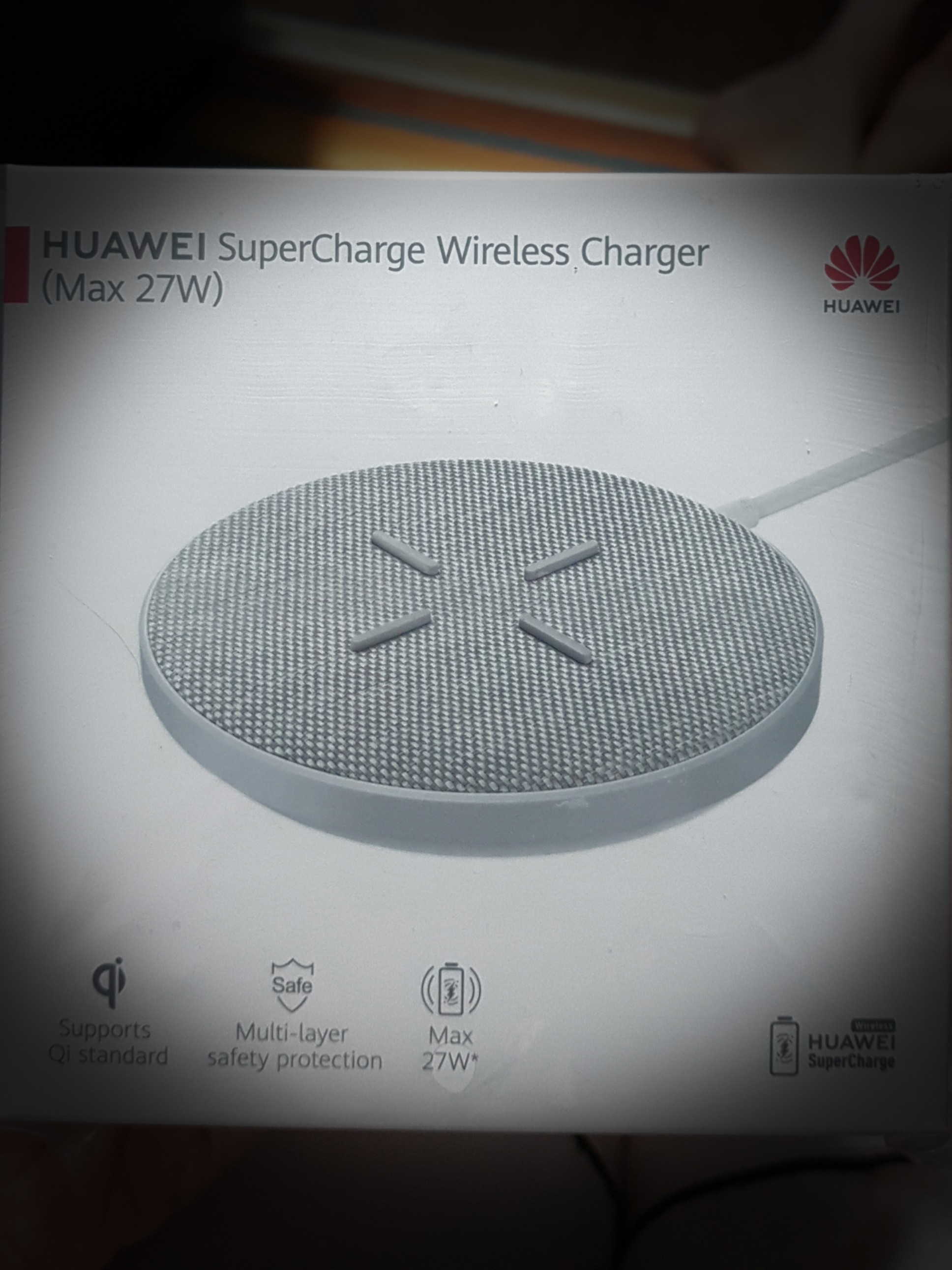 Huawei SuperCharge Wireless Charger, Computers & Tech, Parts ...