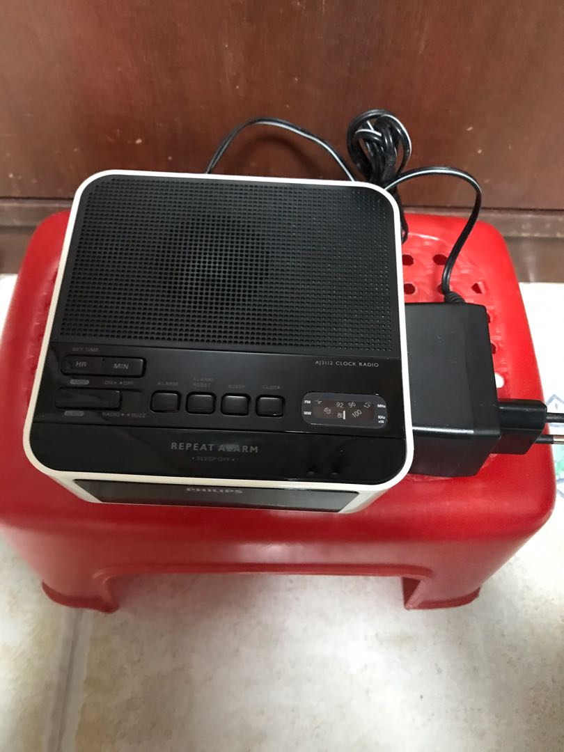 Philips AJ3112 Radio/Clock, Audio, Portable Music Players on Carousell
