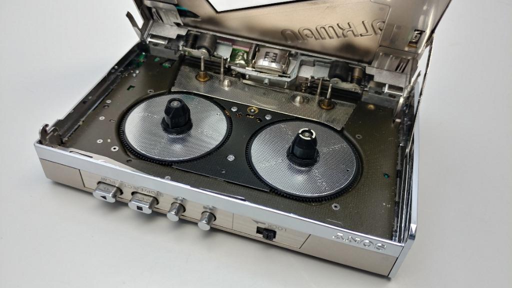 Sony Walkman WM-101 Cassette Play (Sony 隨身聽), 興趣及遊戲, 音樂樂器 & 配件, 樂器 ...