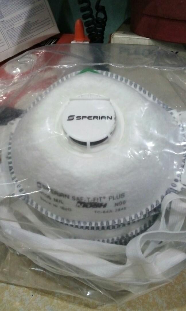 Sperian by Honeywell N99% mask, Health & Nutrition, Medical Supplies ...