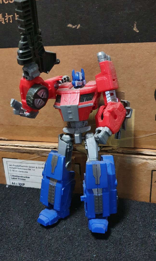 Transformers ko oversized voyager class foc optimus prime, Hobbies ...