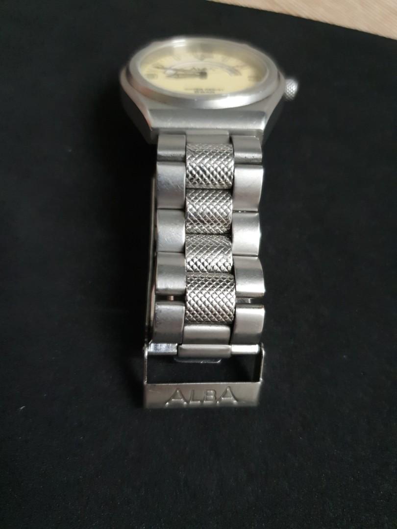 ALBA Quartz Watch, Luxury, Watches on Carousell