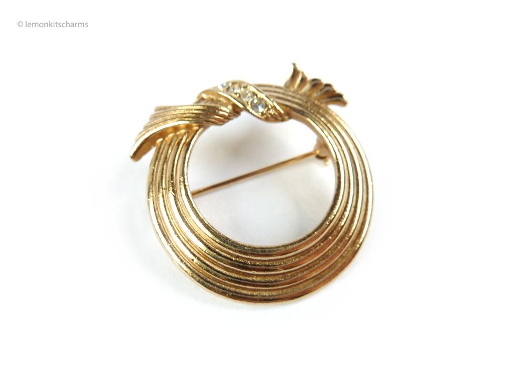 Vintage Avon 1985 Wreath Circle Brooch, bh93-c, Women's Fashion ...