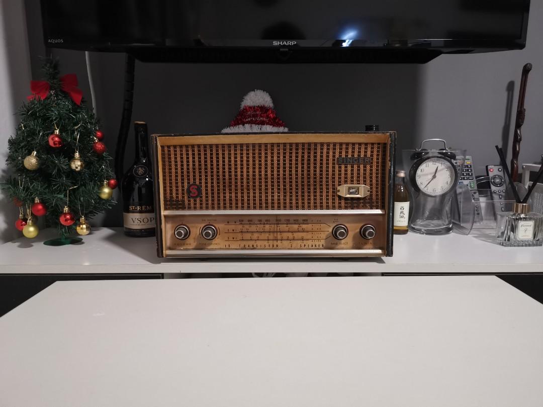 Vintage Singer Radio, Hobbies & Toys, Memorabilia & Collectibles ...