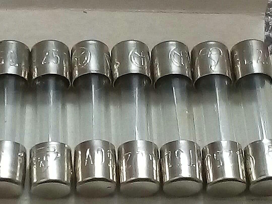 German Miniature fuses. 5 x 20 mm. 5A/250 Vac. Fius Miniatur Jerman ...