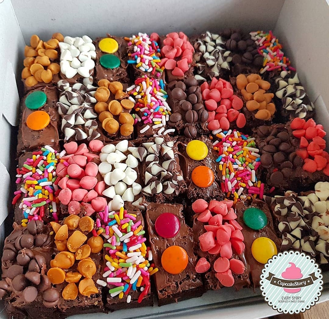 Halal Brownies, Food & Drinks, Homemade Bakes on Carousell