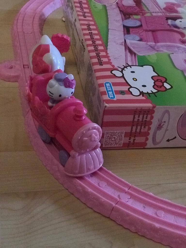 Hello Kitty Train set, Hobbies & Toys, Toys & Games on Carousell
