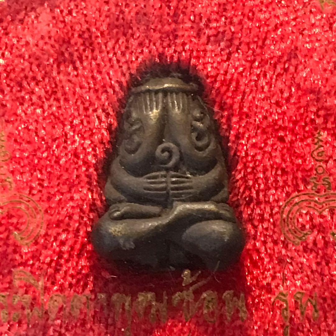 LP Pae Phra Pidta, Hobbies & Toys, Religious Items on Carousell