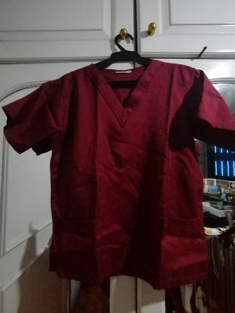 Maroon Scrub suit, Women's Fashion, Dresses & Sets, Traditional ...