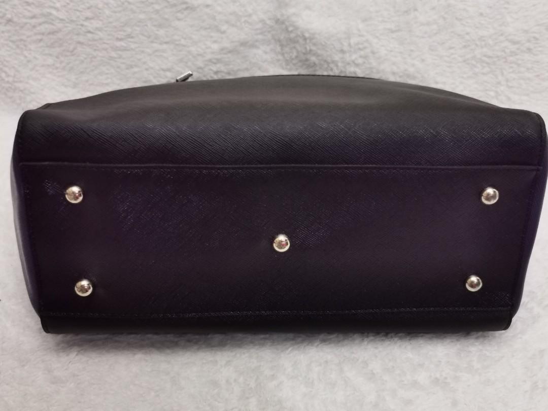 Saera Studio 9 Two Way Bag, Women's Fashion, Bags & Wallets, Beach Bags ...