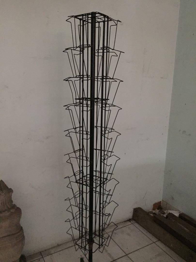 Stand Besi Kartu Ucapan Display Toko Mini Market, Desain & Kerajinan ...