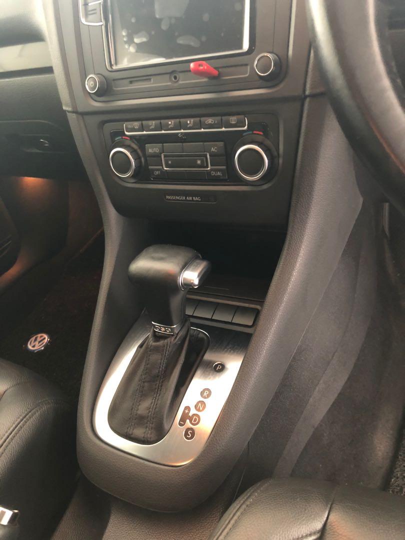 VW Golf / Cabriolet MK6 Lower Centre Console Replacement, Car ...