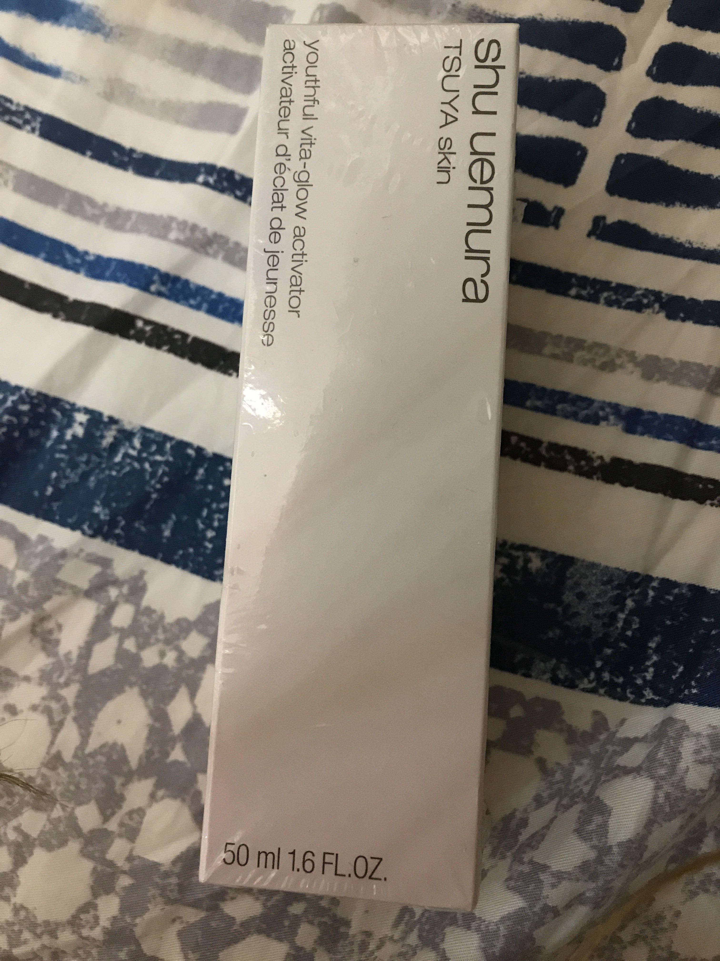 全新植村秀TSUYA 光感新肌精華 Shu Uemura TSUYA Skin Youthful Vita- glow Activator, 美容＆化妝品, 健康及美容 - 皮膚護理, 面部 ...