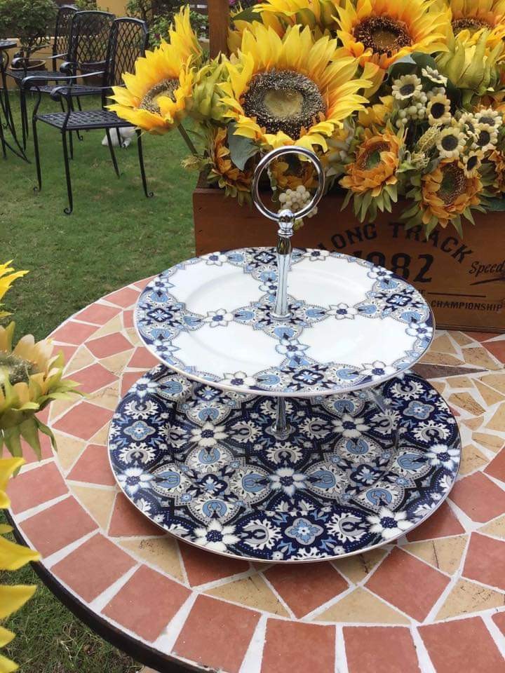 Classic 2 tier Food Kueh Cake Stand, Mediterranean moasic pattern ...