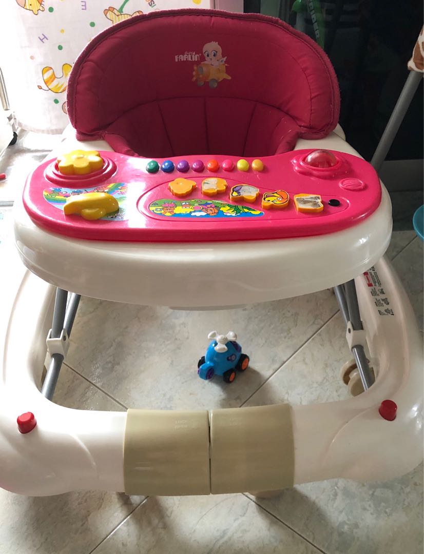 Farlin baby walker and rocker, Babies & Kids, Infant Playtime on Carousell