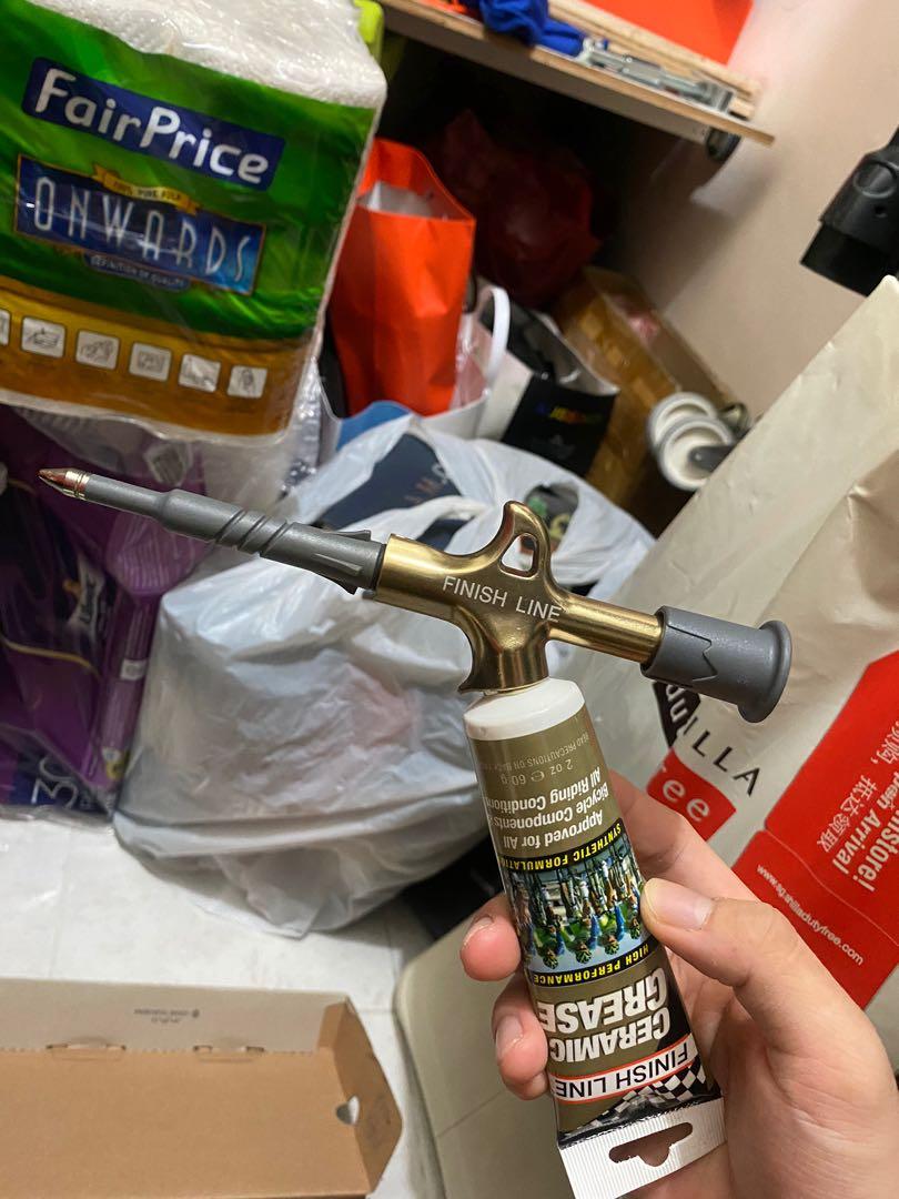 Finish Line Ceramic Grease + Grease Gun, Sports Equipment, Bicycles ...
