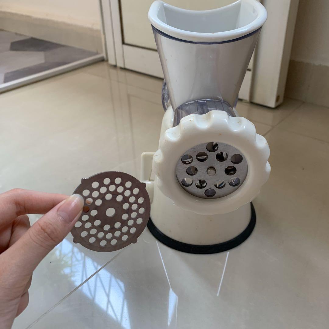 [JAPANESE] KAI Meat Mincer, TV & Home Appliances, Kitchen Appliances ...